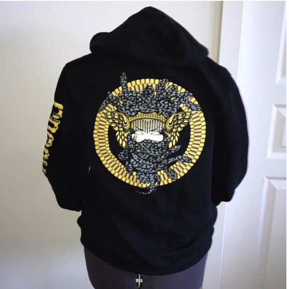 Crooks & Castles | Shirts | Crooks Castles Mens Medusa Black Gold ...